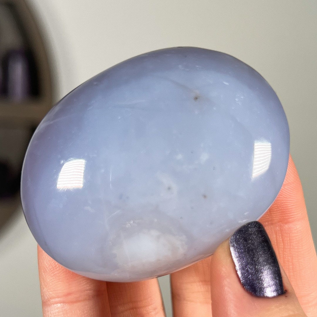 Blue Chalcedony Palm Stones, Calming Healing Crystal, Spiritual ...
