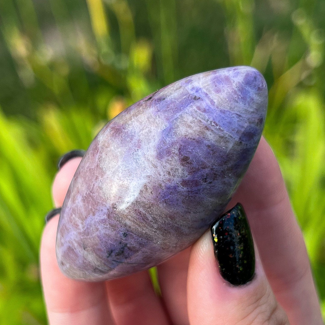 Lavender Jade Stone: Rice Shape Reiki Wand, Purple Crystal Tool - Etsy
