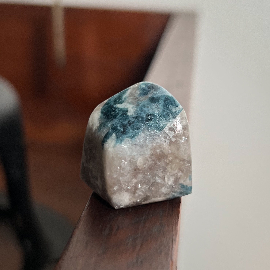 Snowball Euphoralite Tower, Free Standing 2.8 Billion Years Old Crystal ...