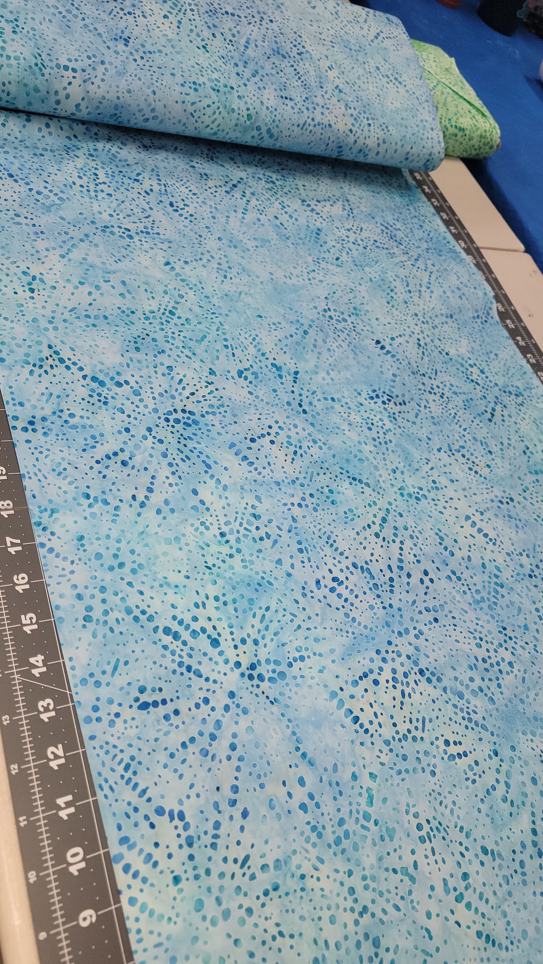 Seashore Surf - Sea Coral Batik From Robert Kaufman- High Quality ...