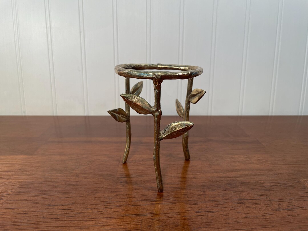 Brass Sphere Orb Display Stand With Leaf Design, 3.75"h Gold-tone Metal ...