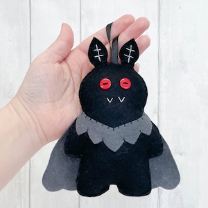 Felt Mothman Sewing Pattern: DIY Home Decor (PDF Pattern) - Etsy