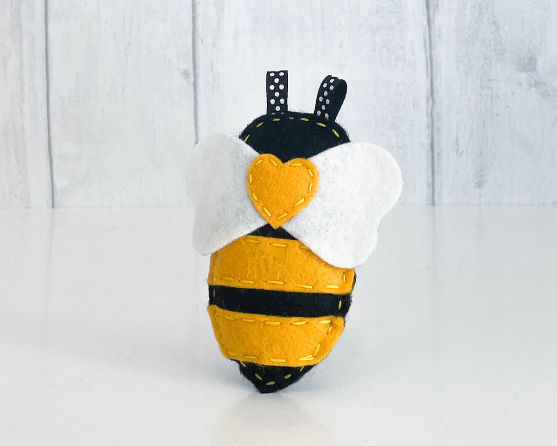 PDF Pattern for Bertie the Bee, Felt Sewing Pattern, Full Instructions ...