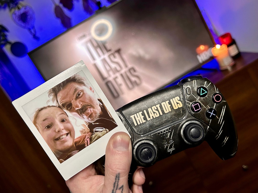 The Last of Us HBO Polaroid de Joel y Ellie - Etsy México