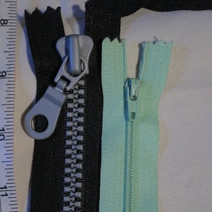 5.25" 13cm Closed End Super Chunky Zip Plastic Zipper Black Grey Teeth ...