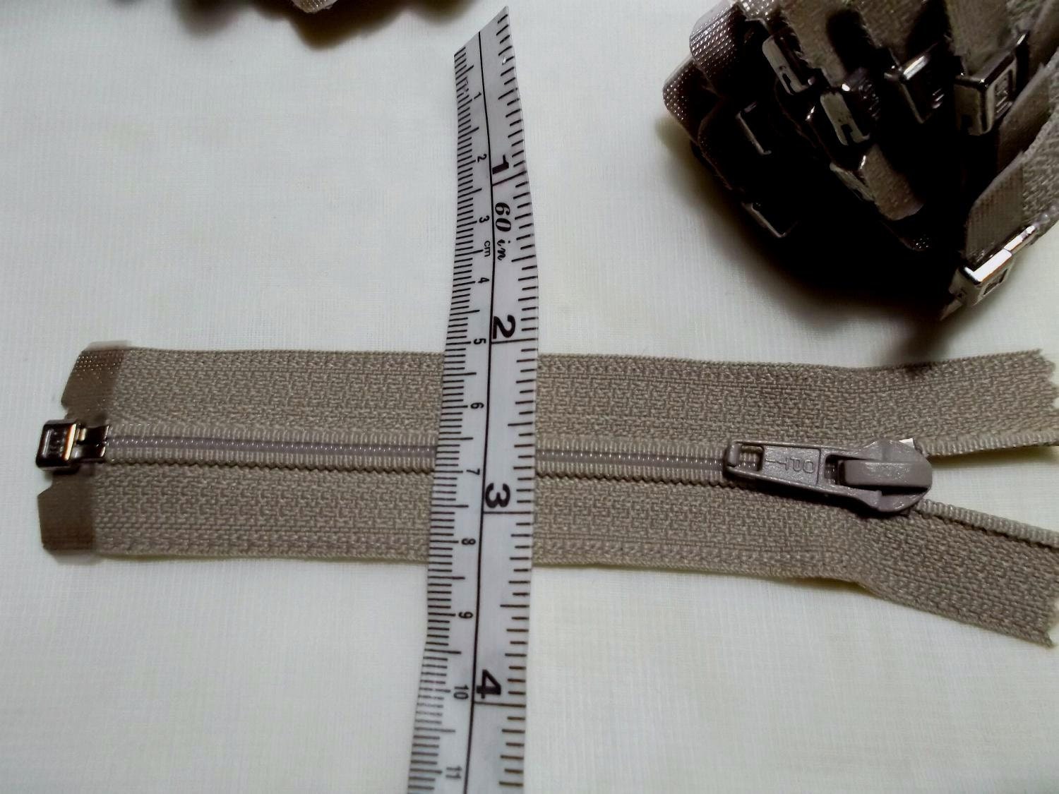 5 Chunky Open Ended Zip by Opti Separable Zipper in Taupe Many ...