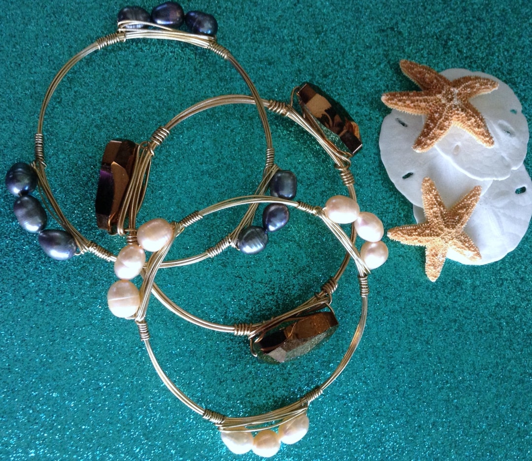 STATEMENT Bangles Set of 3 Wire Wrapped in Gold ~ Boho Gyspy Bohemian ...