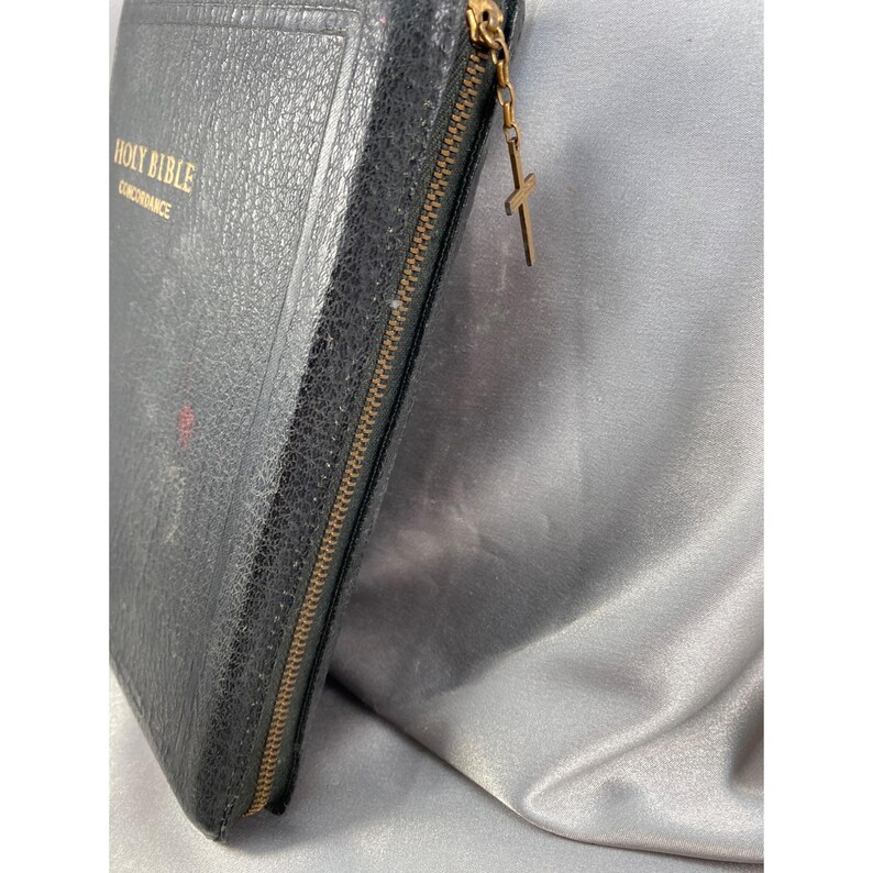 King James Version Holy Teaching Bible Concordance Zippered Cover ...