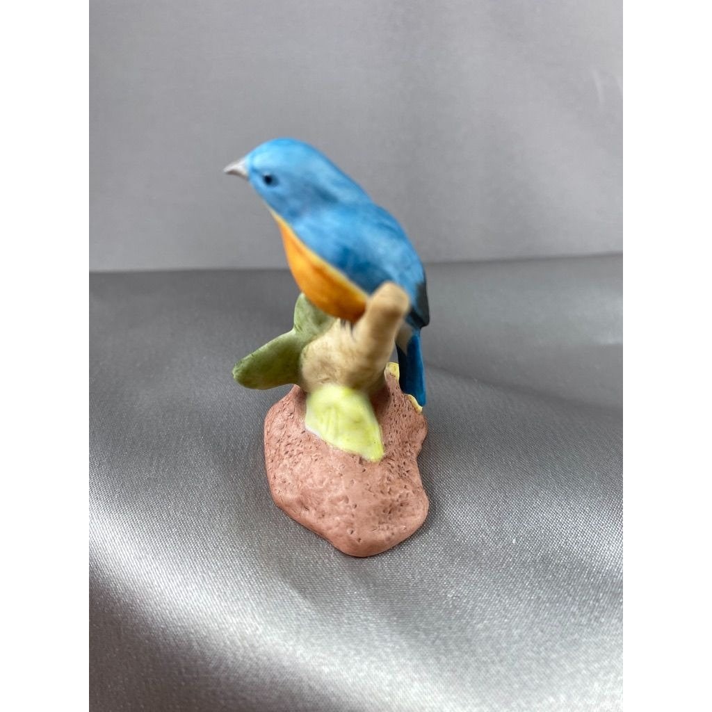 Bird Figurine Bluebird Bisque Porcelain Realistic Detail Miniature VTG ...