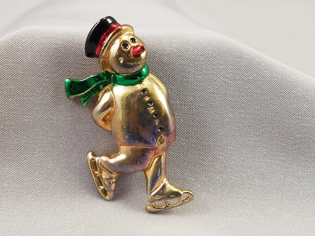 Snowman Skating Gold Tone Enamel Carrot Nose Scarf Hat Frostyblack Eyes ...