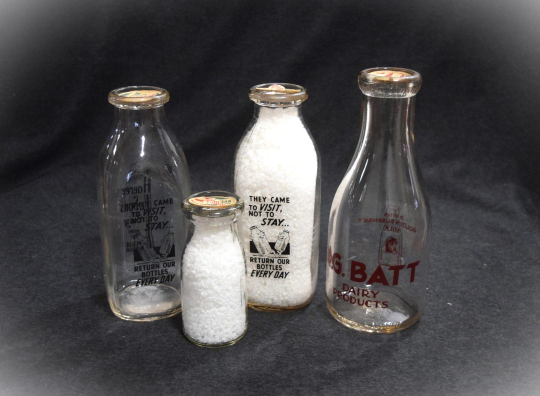 Set of 2 Vintage Milk Bottles 1930s 1940s With Lids A G Batt Dairy ...