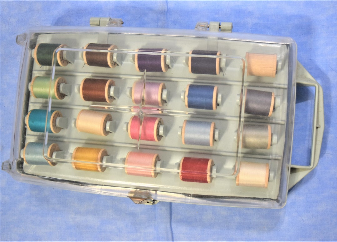 Vintage Compact Spool Caddy Folding Compartments Carrying Thread Case ...