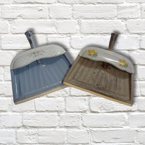 Vintage Metal Kitchen Dust Pans Tan or Blue Choice Dustpan JV Reed Made ...