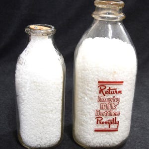 2 Vintage Milk Bottles 1950s Half Gallon and Quart Bottles With ...