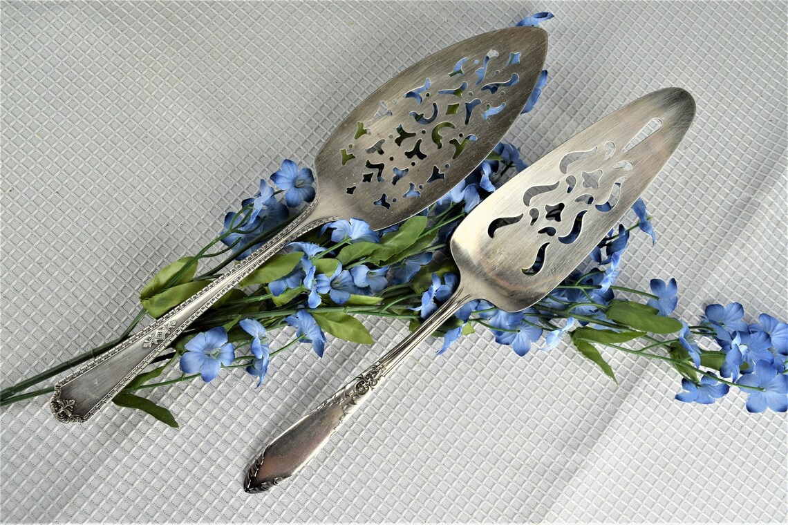 Vintage Silver Plated Cake Servers Mismatched Reticulated - Etsy