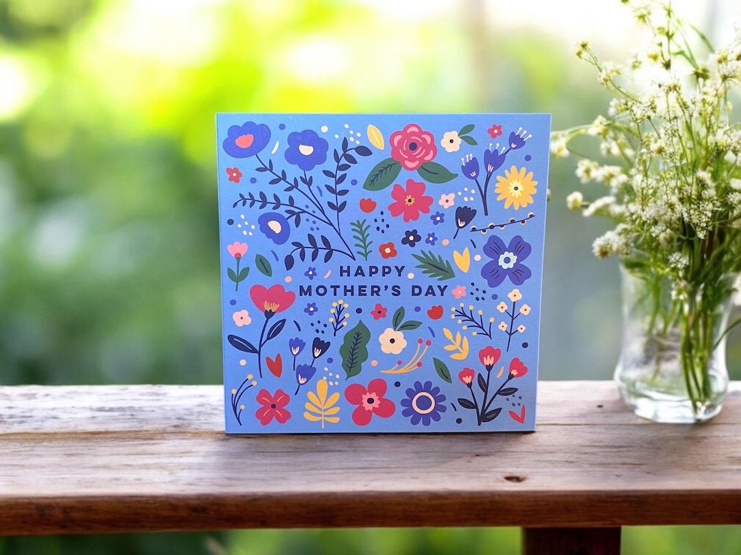 Floral Mother's Day Card: Pretty Flowers and Hearts Design - Etsy