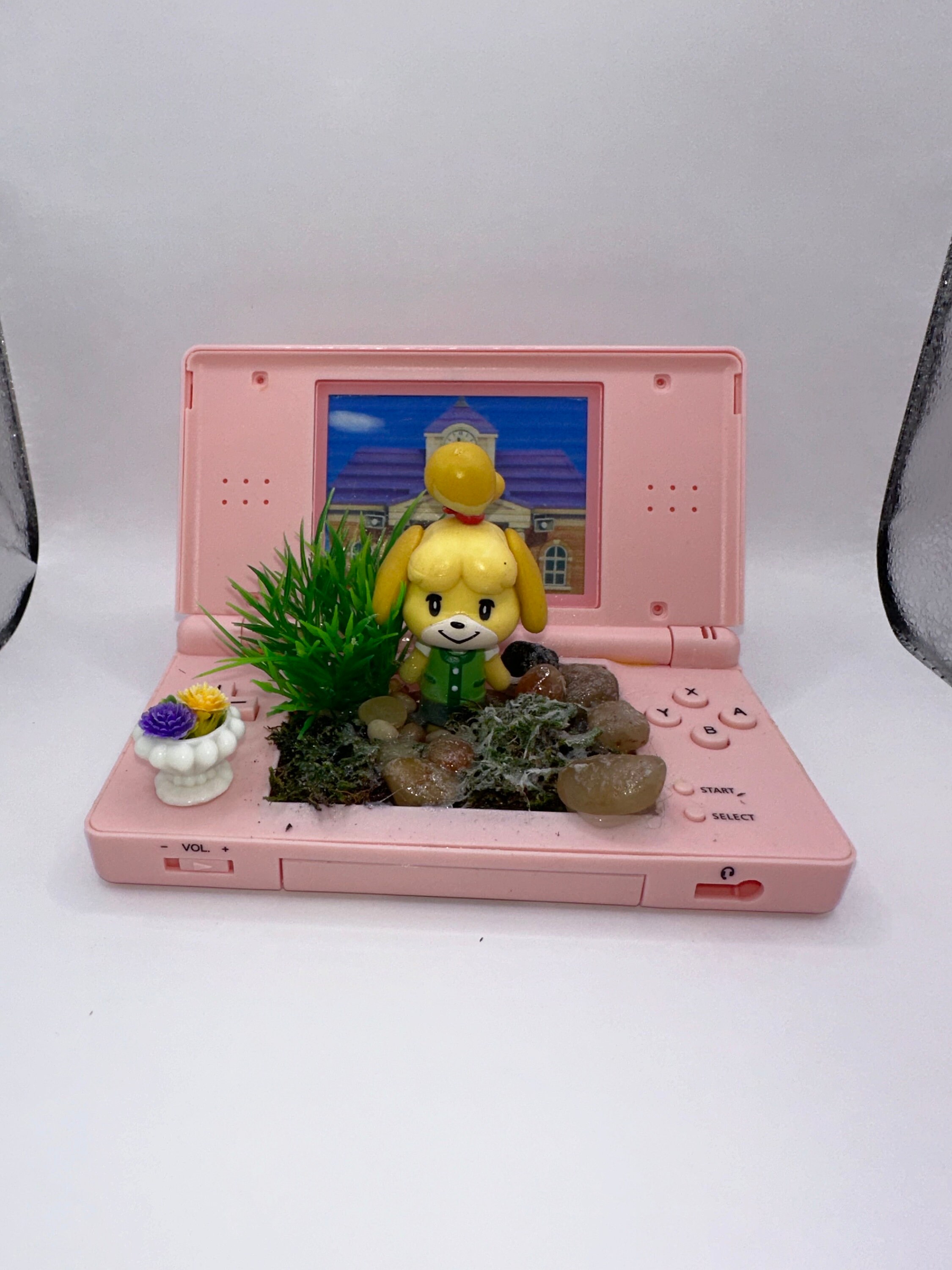Isabelle ACNH Animal Crossing Desk Terrarium - Etsy