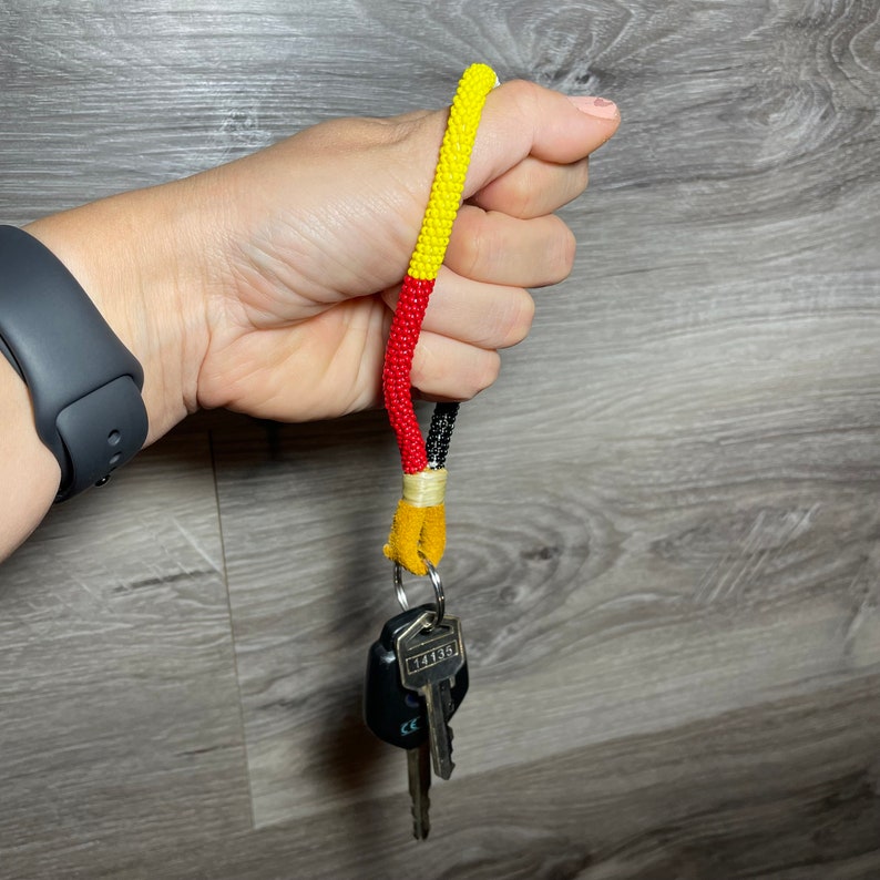 Medicine Wheel NATIVE BEADED KEYCHAIN Red White Black | Etsy