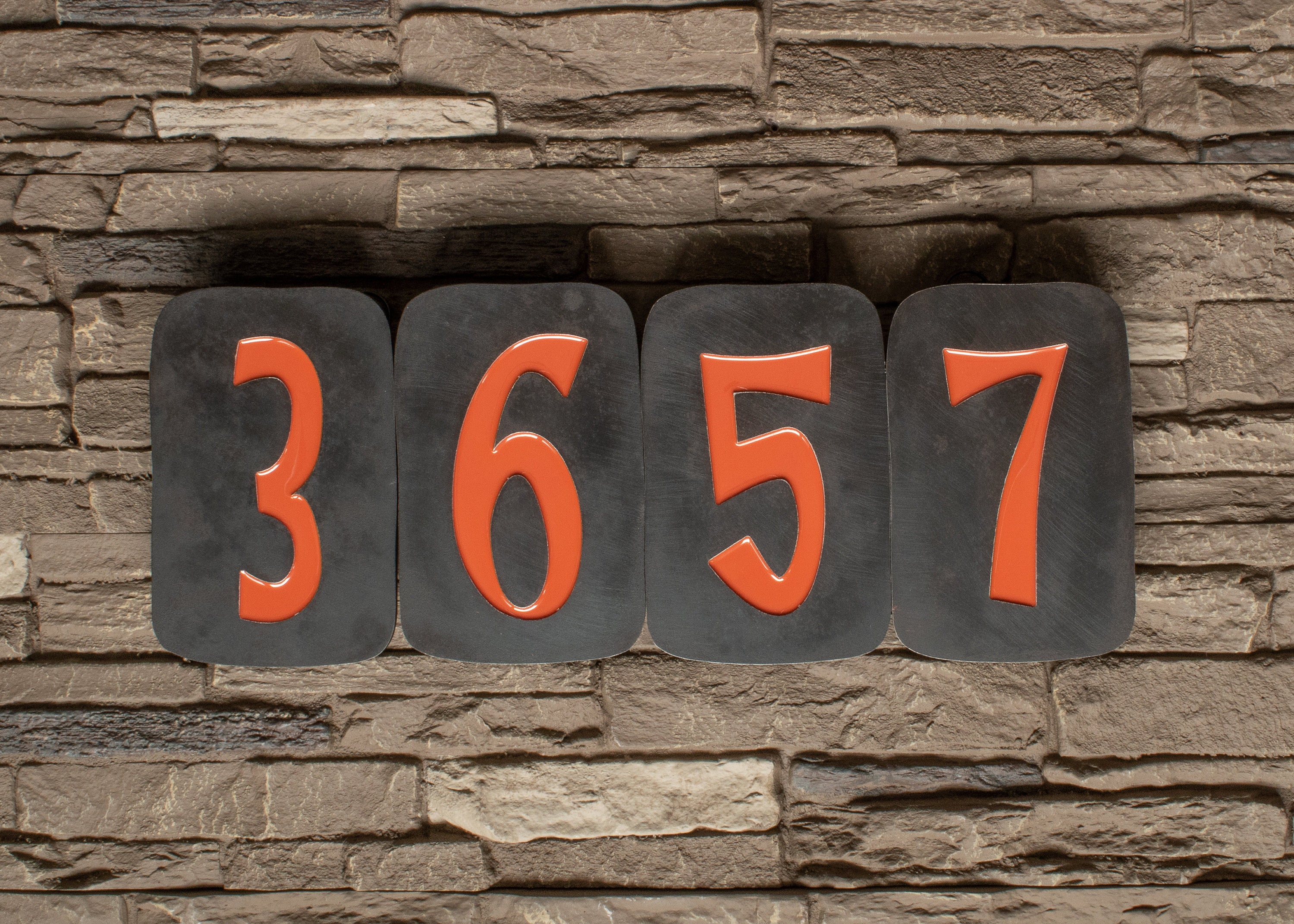 Modern House Numbers Pixie Font in Patina Finish - Etsy Canada