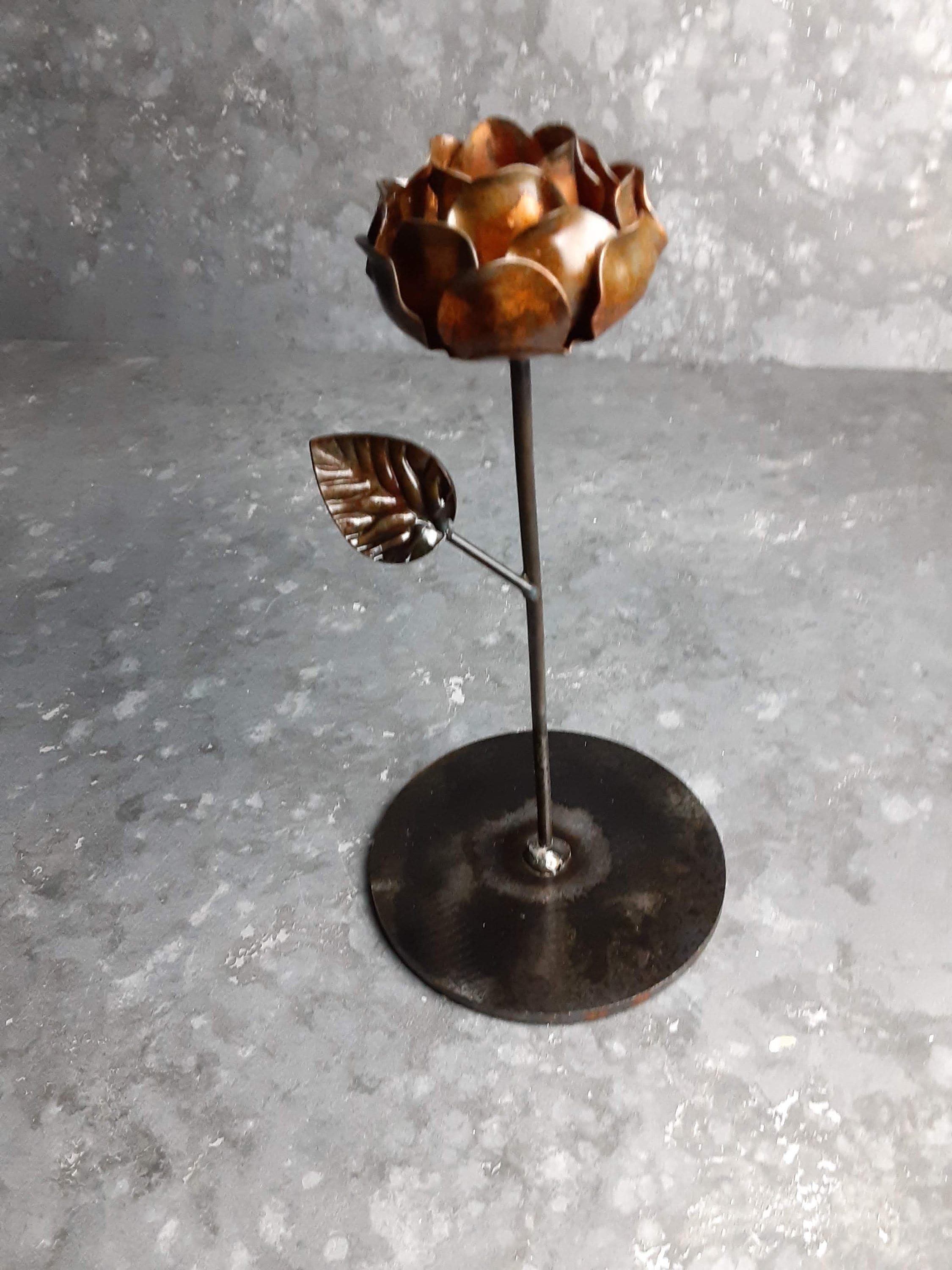 Custom Welded Steel and Iron Flowers With Patina Finishes. - Etsy