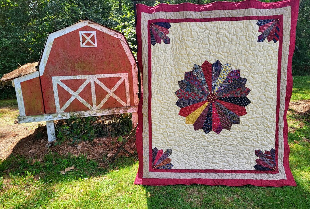 Necktie Memory Quilt With Borders and Colored Fabric / Neck Tie Quilt ...