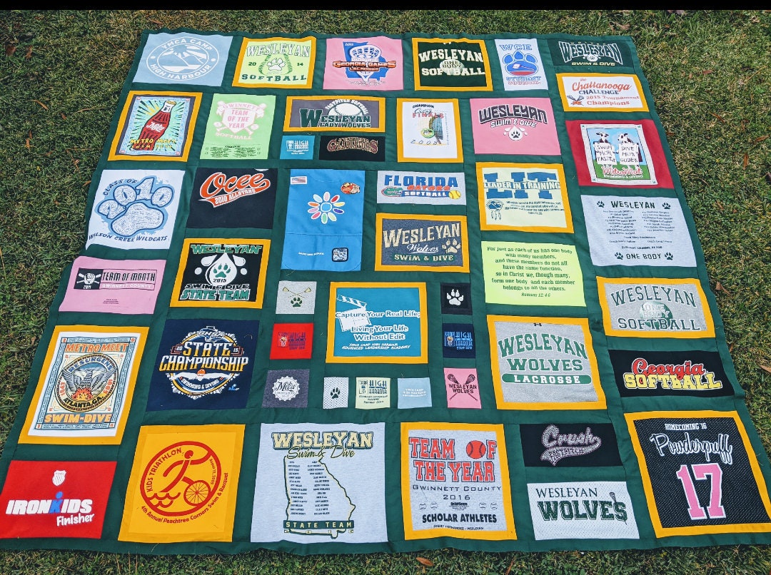 T-shirt Memory Quilt / School Memory Quilts / Memory Quilt With T ...