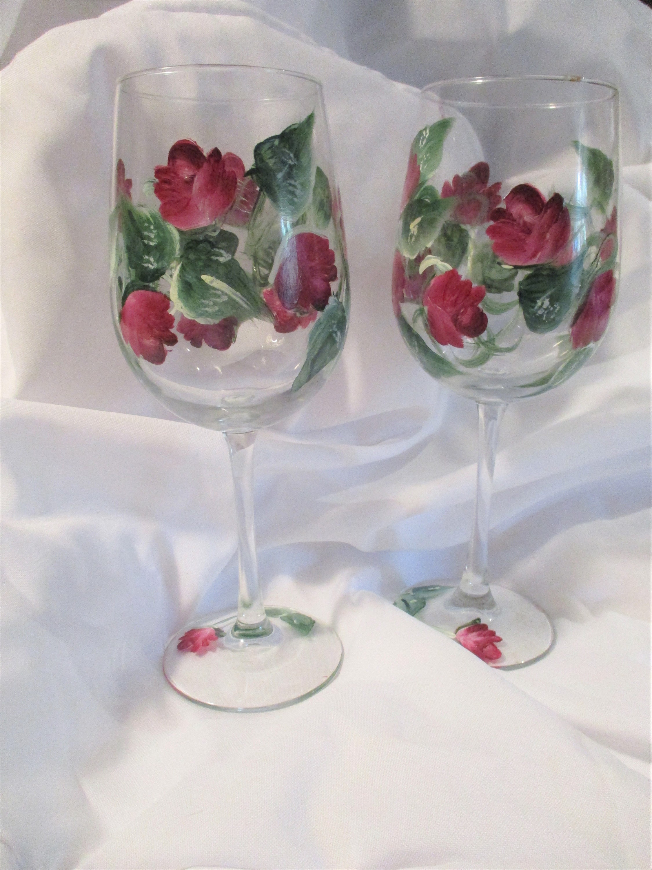 Set of 2 Tulip Shaped Wine Glasses With Red Rose Floral Pattern. - Etsy