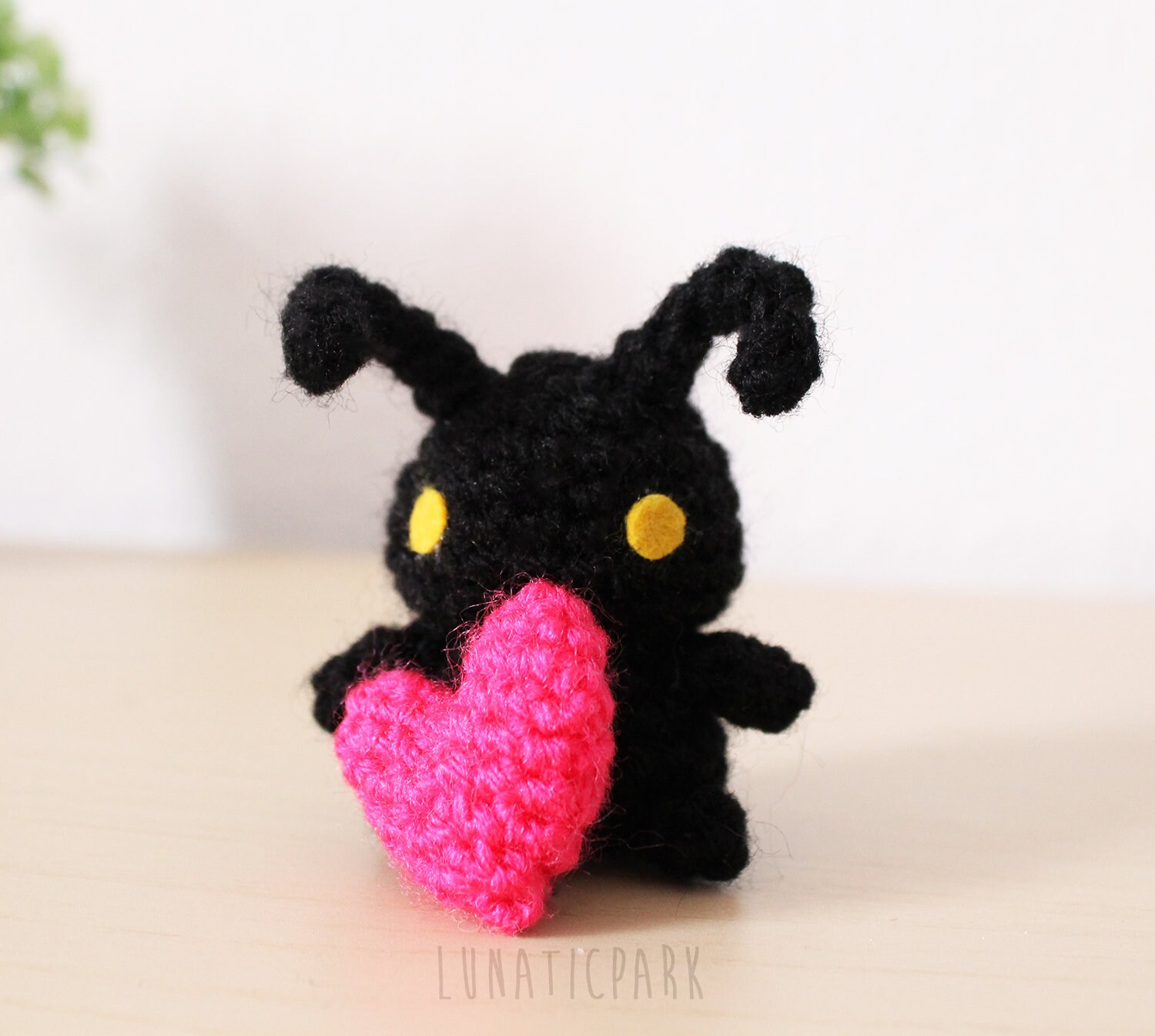 Chibi Amigurumi Heartless character from Kingdom Hearts - Etsy España
