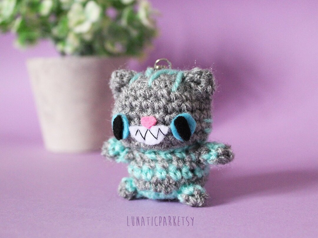 LAST ONE - Cute Chibi Cheshire Amigurumi - Tim Burton Inspired Alice in ...