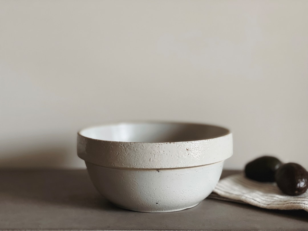 VINTAGE Creamy Beige Stoneware Bowl European Farmhouse Antique Crock ...