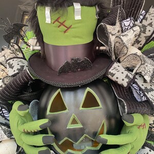 XL Halloween Frank Wreath, Spooky Monster Wreath With Light up Pumpkin ...