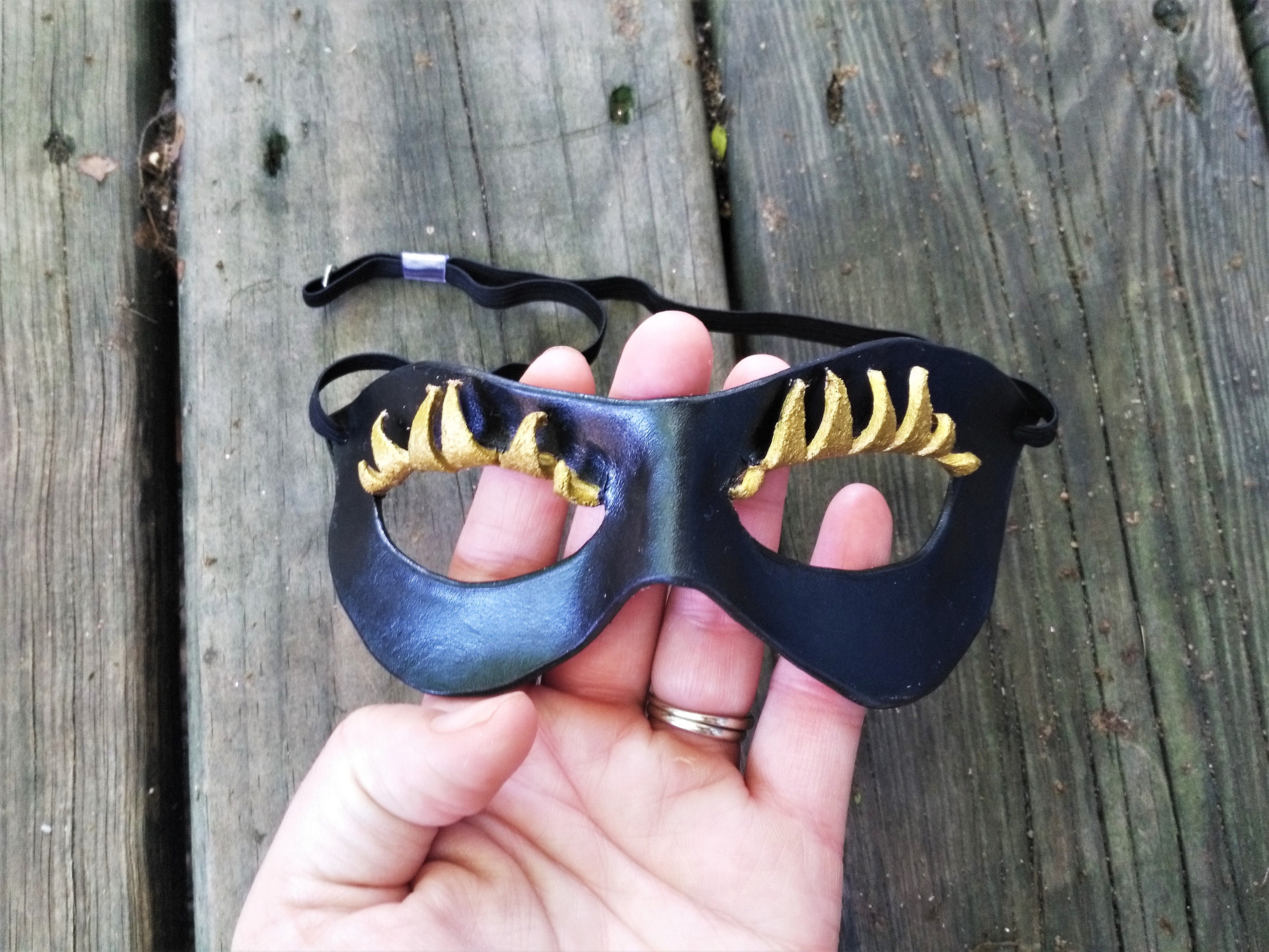 Eyelash Mask — Sweet Pea Leather