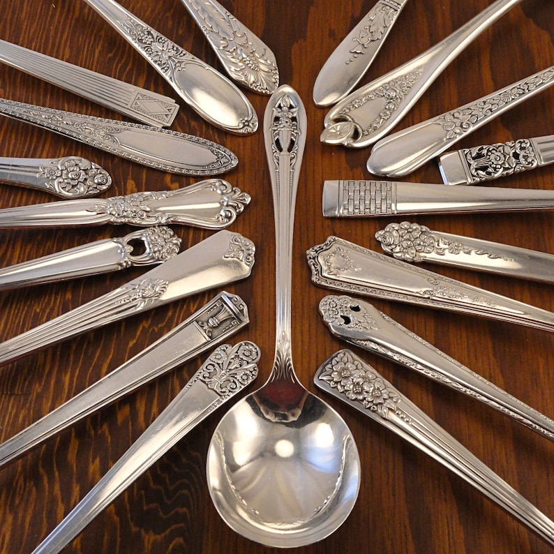 Mardi Gras GUMBO & CREAM Round Bowl Soups Silverplate Soup Spoons ...