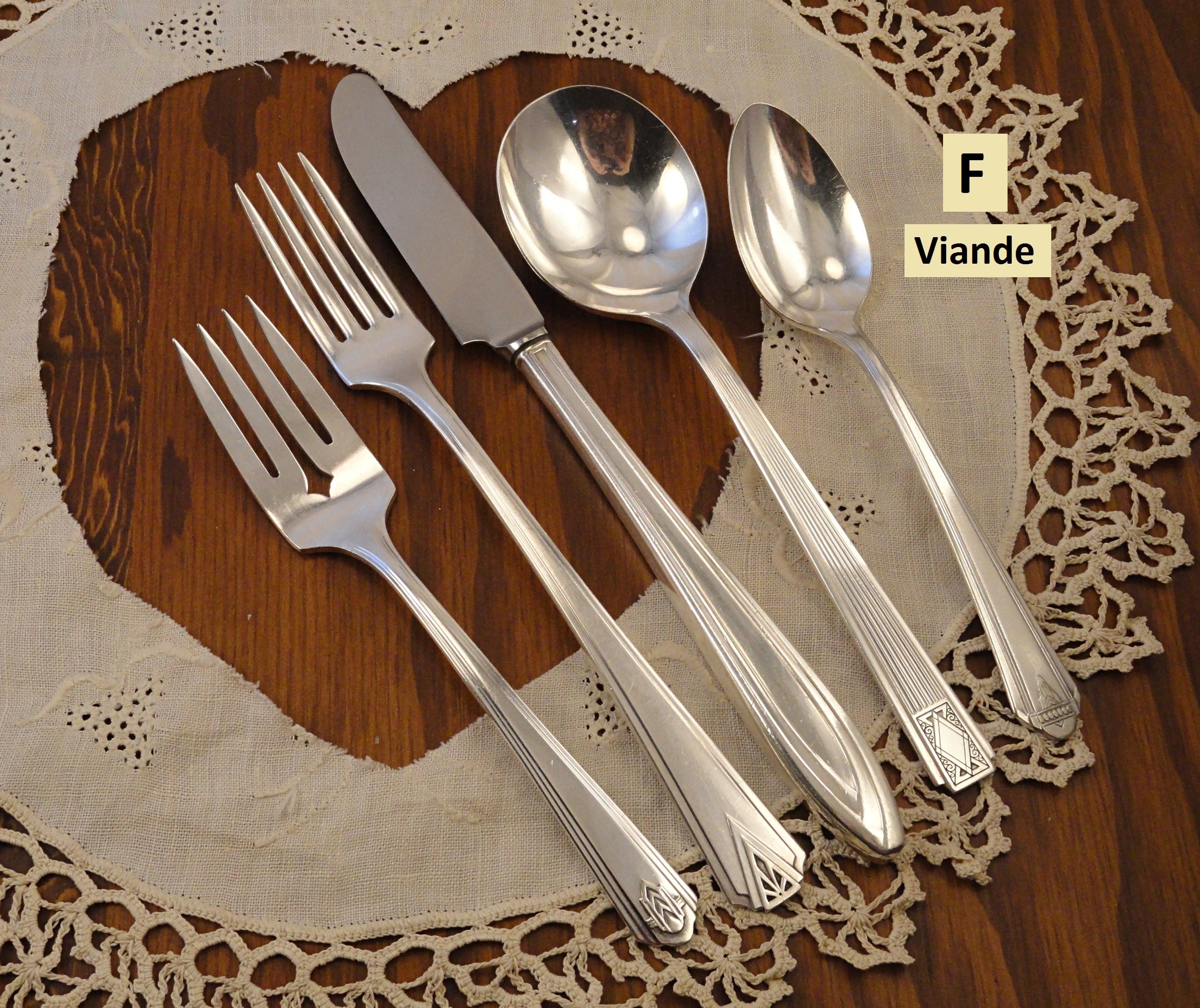 Geometric Art Deco Place Settings 1920s and 1930s Silverplate Patterns ...