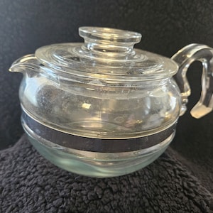 Vintage PYREX Glass Teapot 7756-C, 6 Cup Capacity - Etsy
