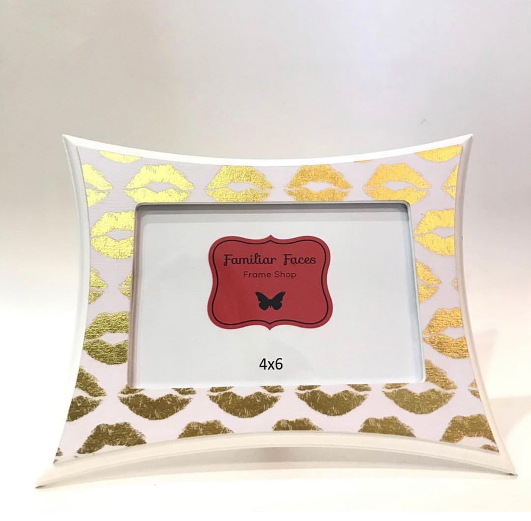4x6 Whimsical Picture Frame in White With Gold Foil Lips - Etsy