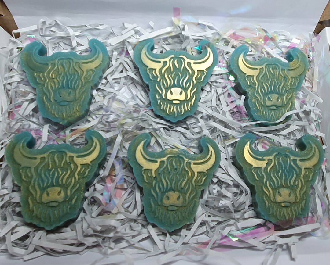 Highland Cow Wax Melts Strong Fragrance Gift Box Numerous Colours ...