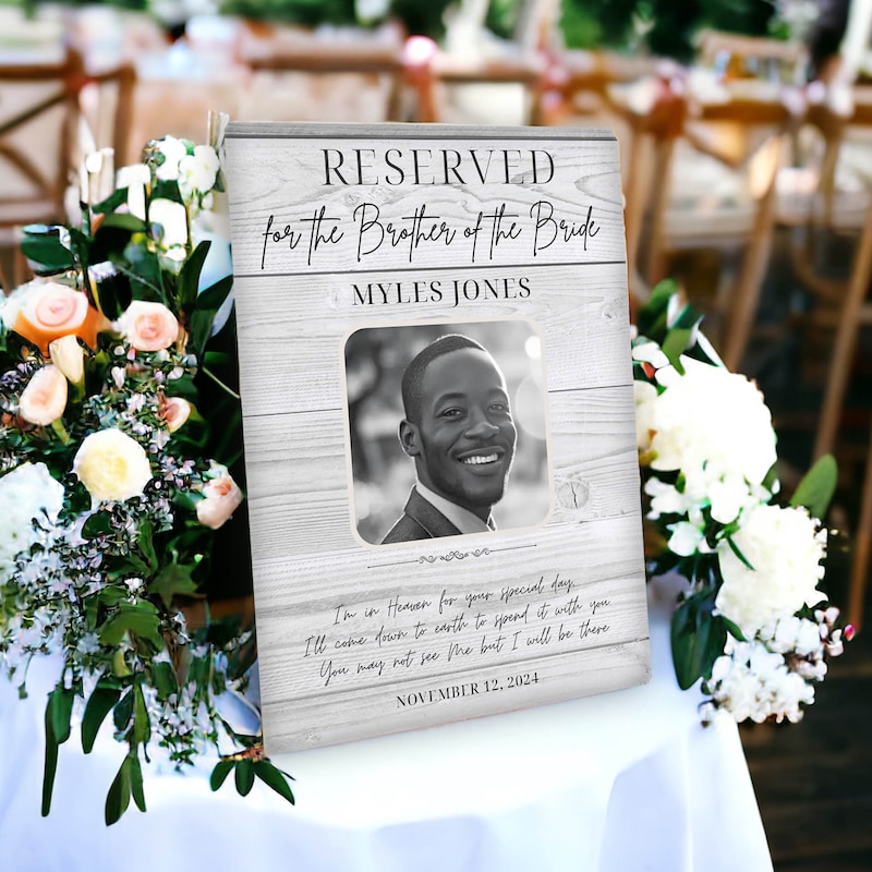 Tribute Table - Etsy