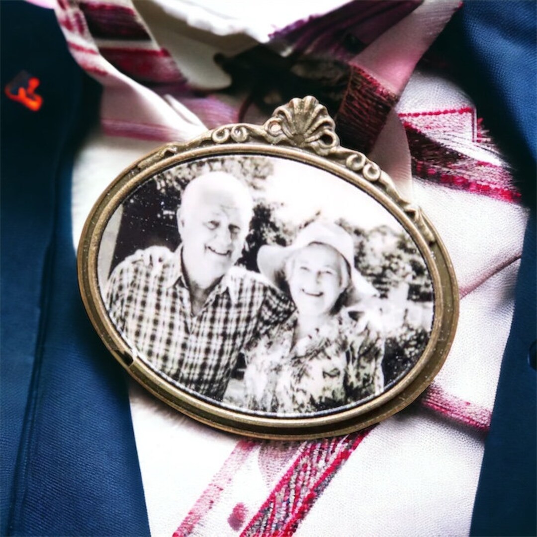 Memorial Pin for Groom Groom Photo Buttonhole Charm Father of the Groom ...