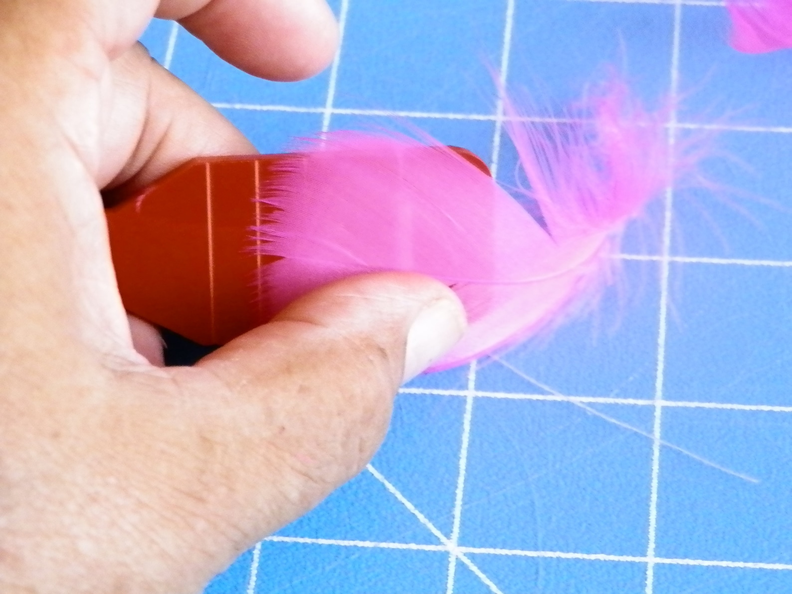 Complete Set Make a Lei Tools, How to Make a Feather Lei Tool Kit ...