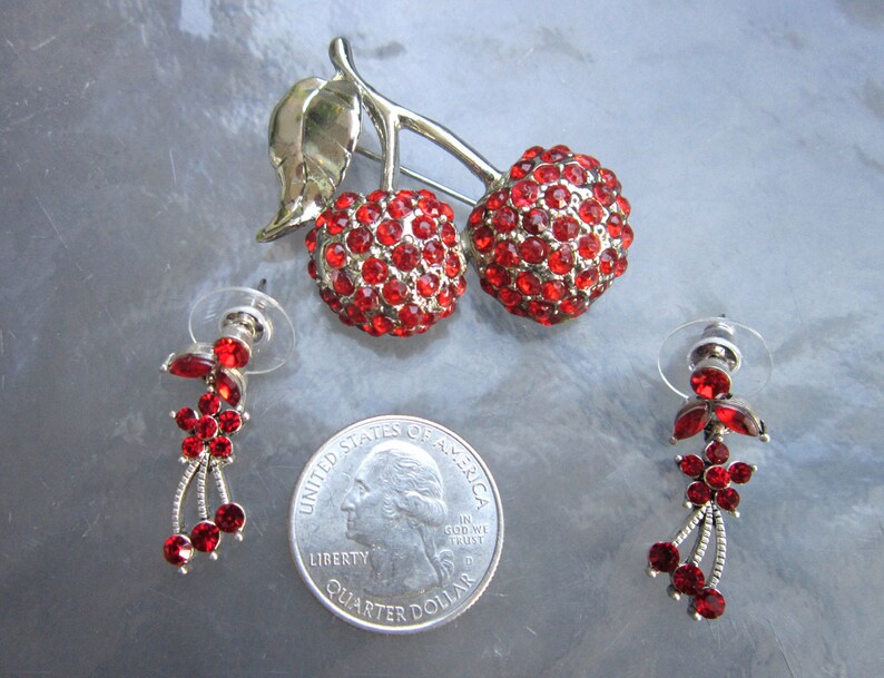 Vintage Red Rhinestone Cherry Jewelry Set Brooch and Post - Etsy