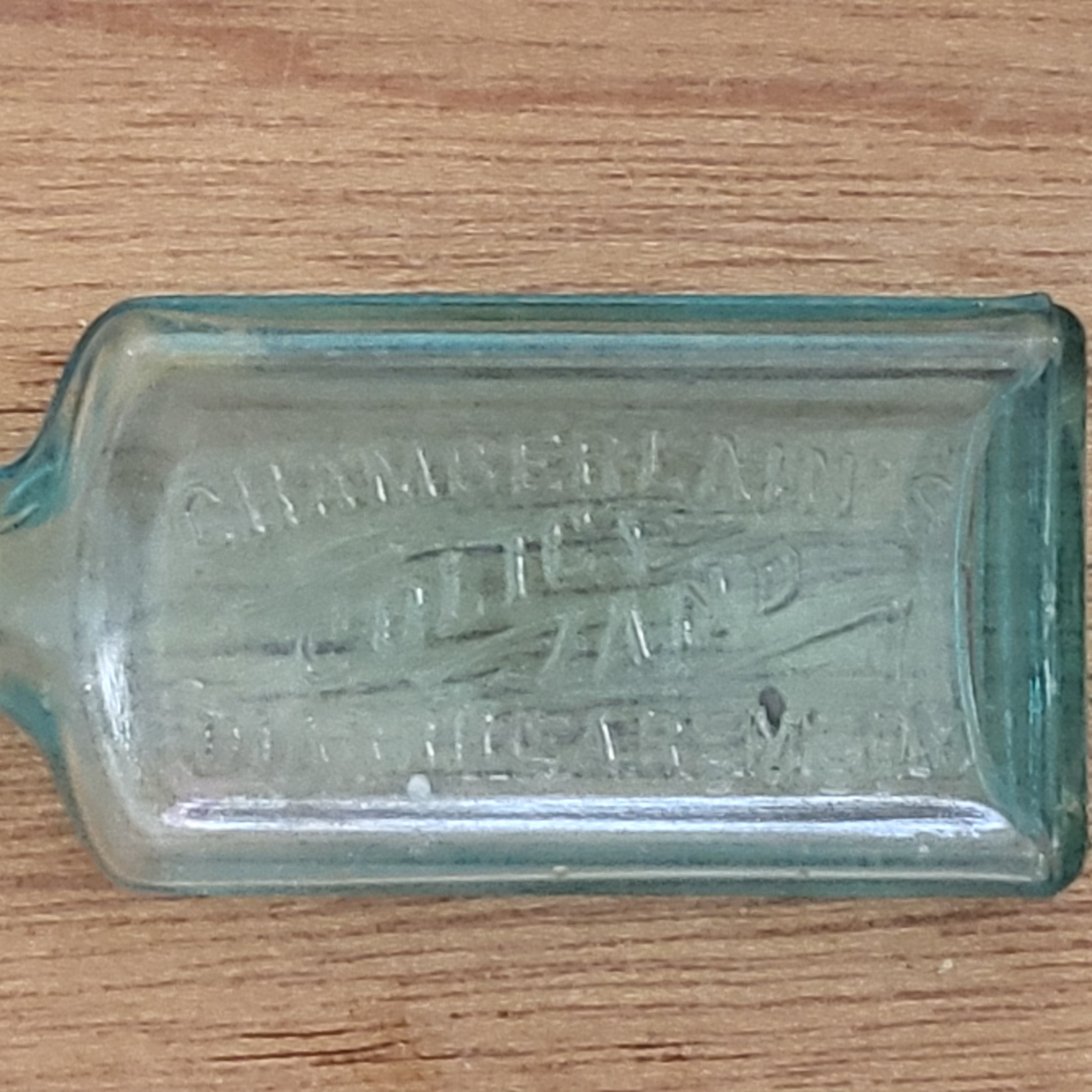 1900's Chamberlain's Colic and Diarrhea Remedy Des Moines Iowa Glass ...