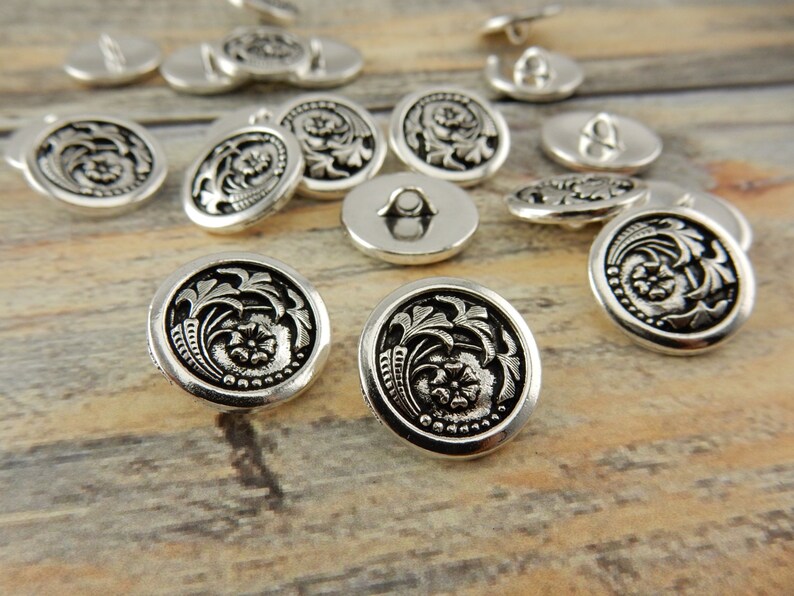 CZECH FLOWER Button Tierracast Buttons Qty 4 Antique Silver - Etsy