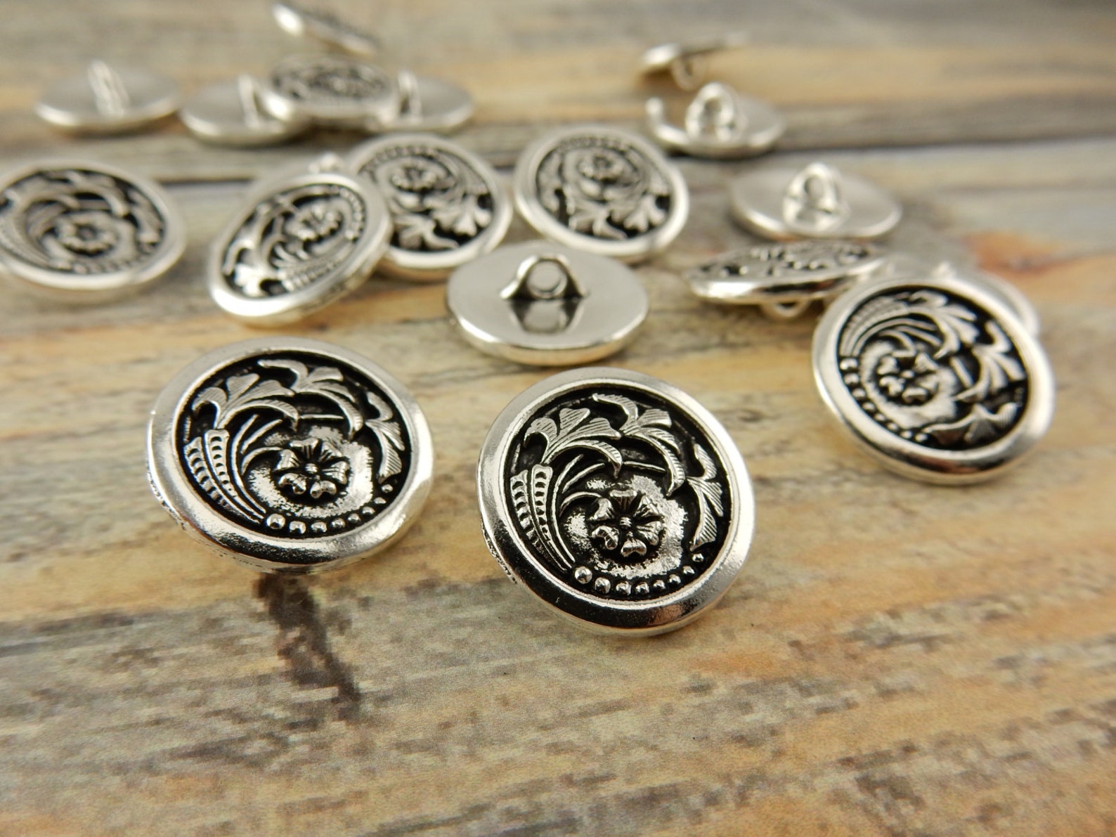 CZECH FLOWER Button Tierracast Buttons Qty 4 Antique Silver - Etsy