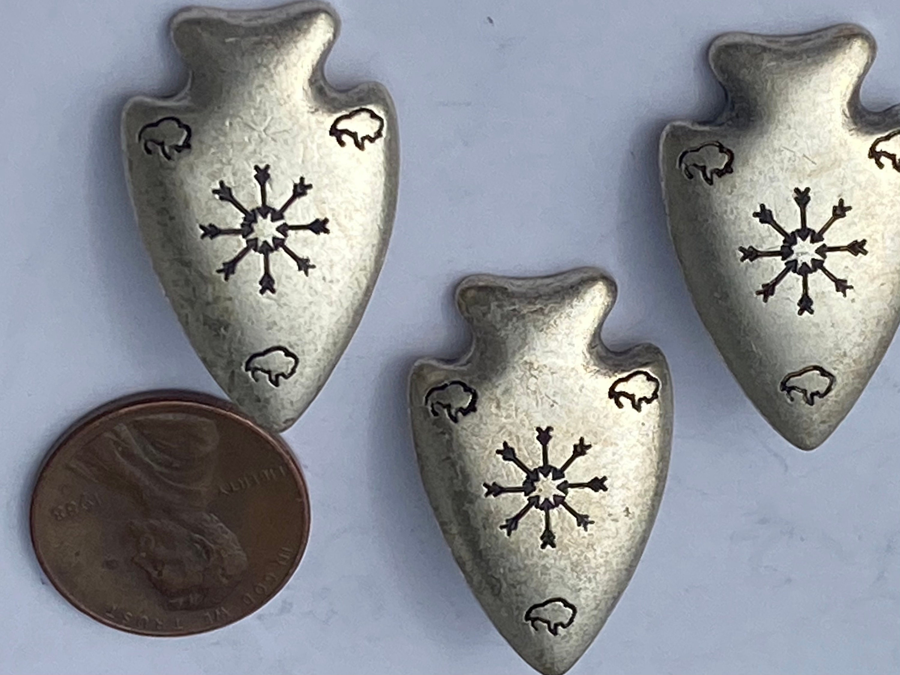 PFEILSPITZENknöpfe 1 3/4 / Qty 4 Pfeilkopf Metallknopf - Etsy