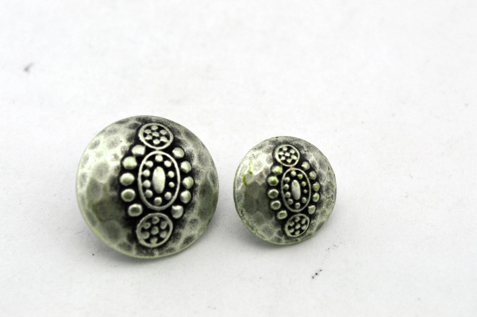 Hammered Tribal Buttons Antique Silver Metal Button 15mm Qty - Etsy