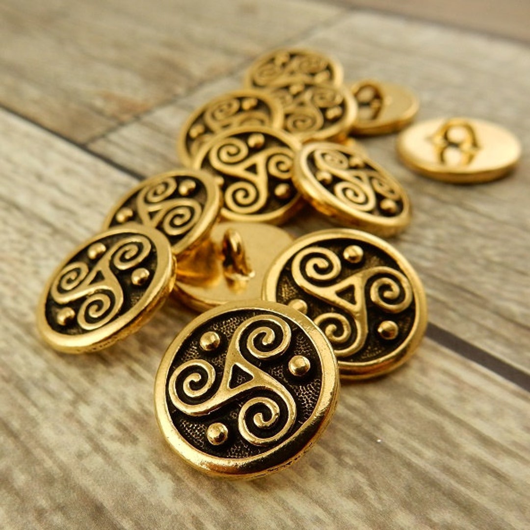 TRISKELE CELTIC Button Tierracast Buttons Qty 4, Antique Gold Round ...