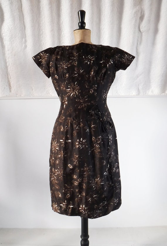 SIZE 12-14 / 1960s ‘Peggy Page London’ Silk Floral Sh… - Gem