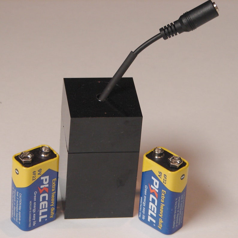 9 Volt Battery Adapter / 2 Batteries / Extra Long Use (separate ...