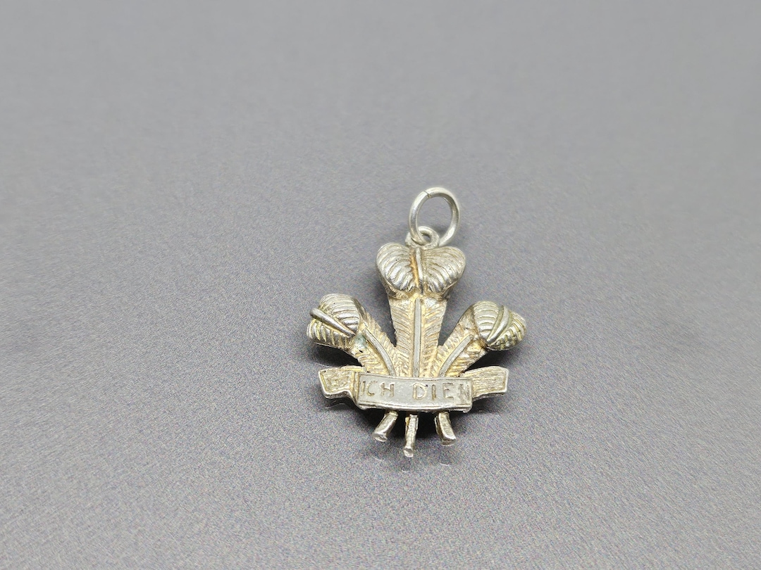 Vintage Prince of Wales Feathers Ich Dien Charm British Royal Family ...